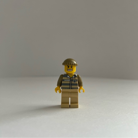 Lego | Other | Lego City Police Command Centre Jail Prisoner Minifigure ...